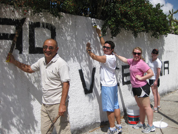 The Catholic Phoenix - Mission Possible: Alternative Spring Break to ...